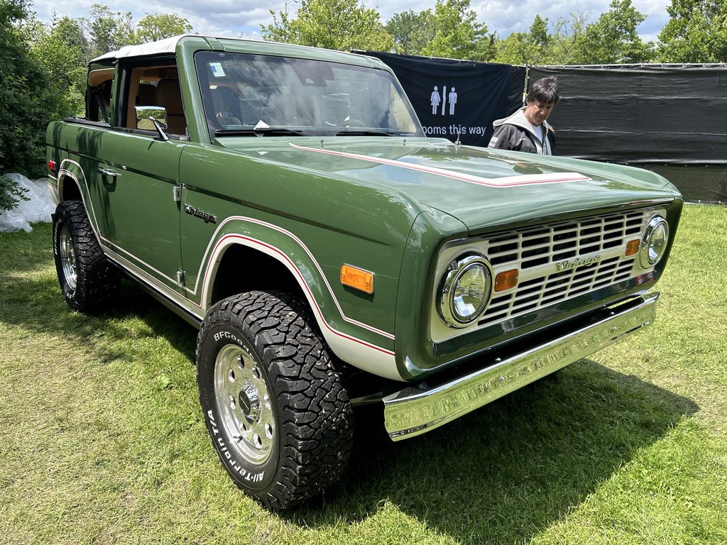 Presentación Especial: Vintage Modern Bronco. | ALSRAC Productions